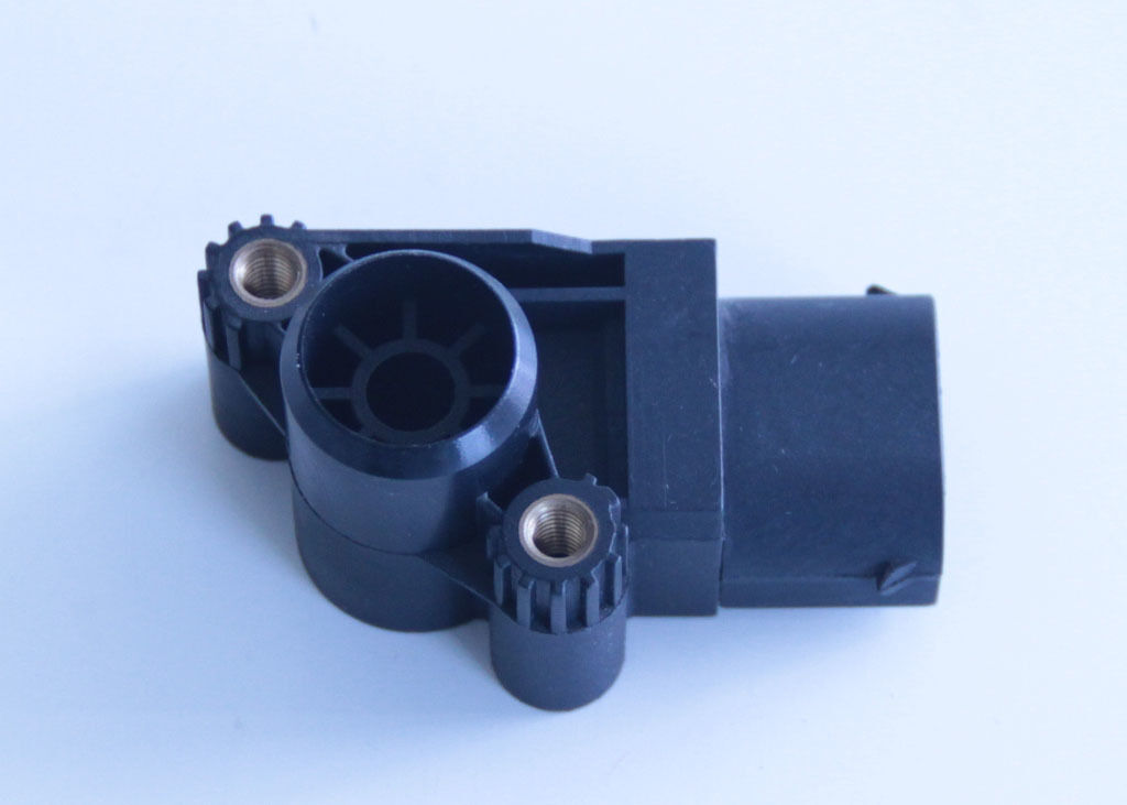 سنسور موقعیت زاویه سیستم فرمان PBT+GF30 IATF 16949 ولتاژ 5±0.5V